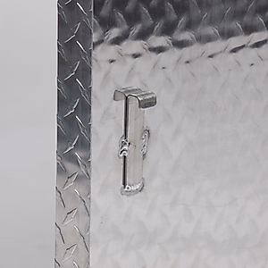 TITAN GREAT OUTDOORS Griddle Cover Fits 28in Blackstone Grill, Diamond Plated Aluminum Flat Top Griddle Guard Cover