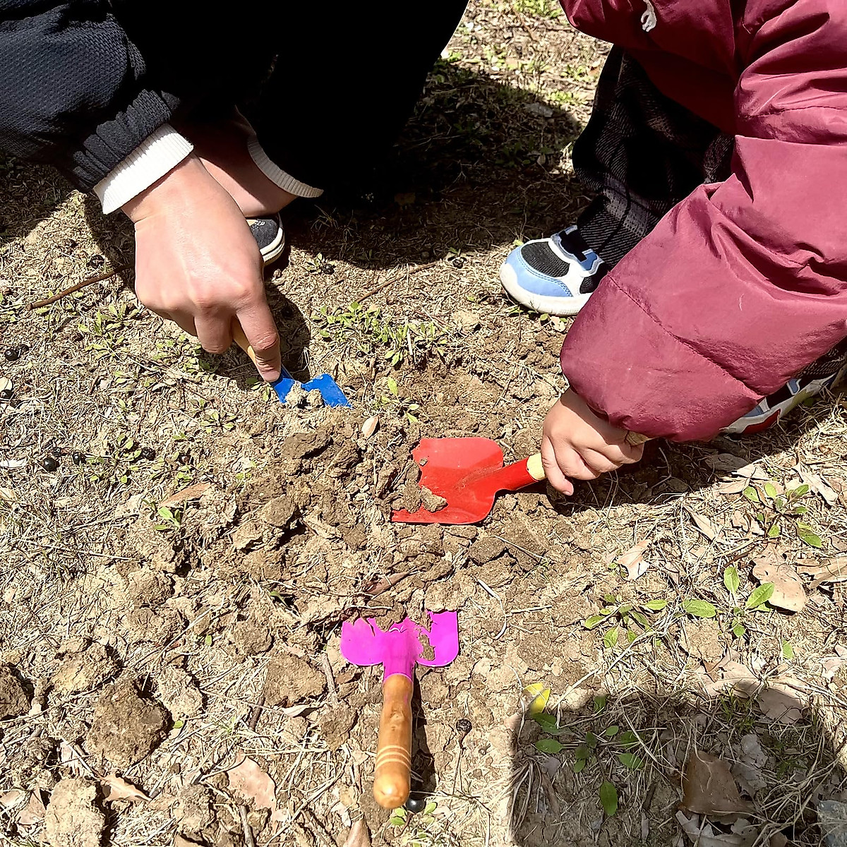 Kids Gardening Tools Set, 6PCS Gardening Tools for Kids Metal with Sturdy Wooden Handle Safe Gardening Tools 8" Children Beach Sandbox Toy