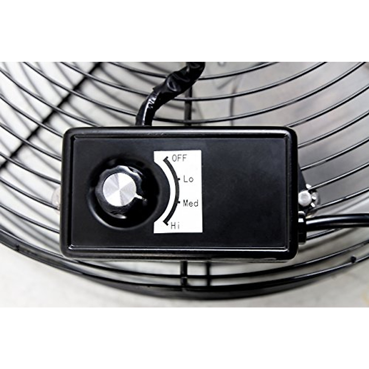 Ventamatic CDMP 1420BLU 14" Premium Misting Fan, 20 Gal Cooler, Blue/Black