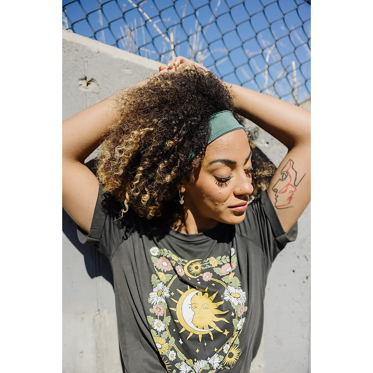 Maven Thread Women's 2" Wide No-Slip, Sweat-Wicking Headband for Exercise and Yoga, 2-Pack, Colorful Brushstroke and Green Solid (Serenity)