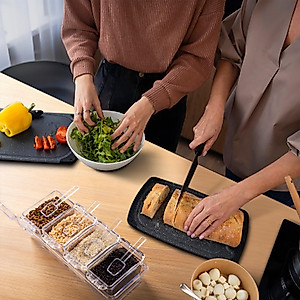 XJMWXHFC Clear Seasoning Box, 4 Pieces Seasoning Rack Spice Pots, Storage Container Condiment Jars Acrylic Seasoning Box with Covers and Spoons for Spice, Sugar, Salt, Sugar, Cardamon, Cinnamon