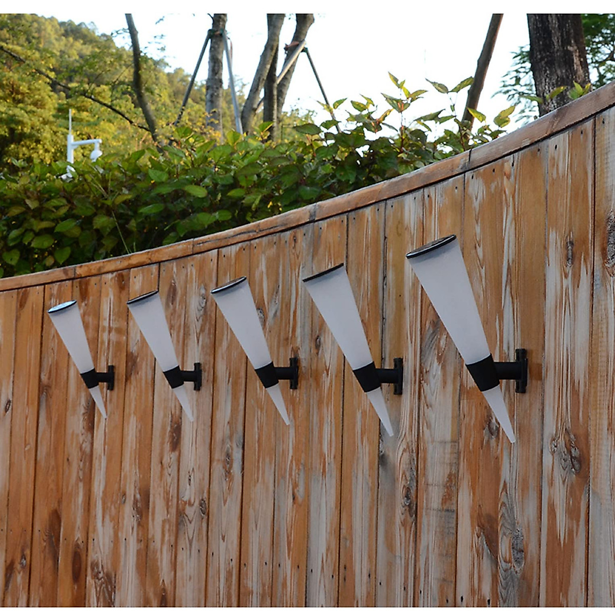 HULPPRE 2Pack Solar Wall Lights Up and Down Outdoor Solar Lights Color Changing 7 Colors or Steady Color,Ip65 Waterproof Fence Lights,Christmas/New Year Decoration Light,for Wall,Stairs,Backyard,Patio