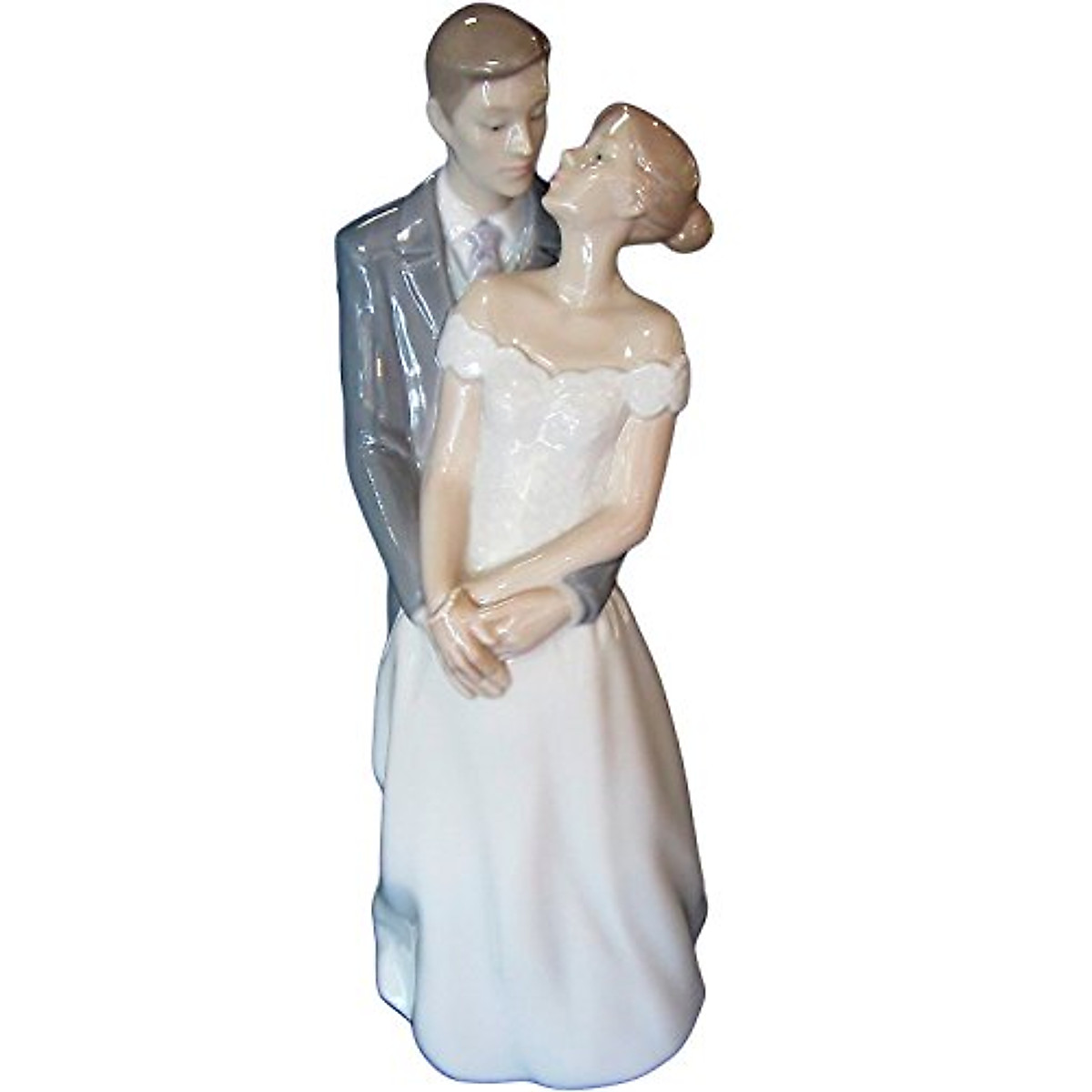 Nao figurine by Lladro 02001713 Unforgettable day 1713- Beautiful porcelain statue -Bride with a long dress and Groom, Kissing Couple, Nice, Elegant, Romantic ,Wedding gift collectibles new