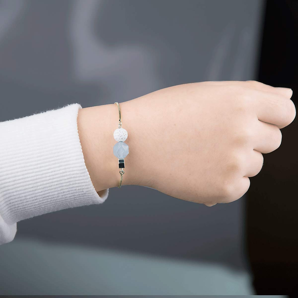 Jardme Essential Oil Diffuser Bracelet, Lava and Rose Quartz Essential Oil Bracelet, Rose Quartz Gemstone Bracelet, Adjustable Gold Bracelet (Blue Aquamarine-14K)