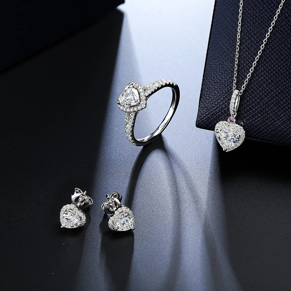 DAYBYDAY Moissanite Necklace for Women 925 Sterling Silver 1ct Created Diamond Moissanite Heart Necklace
