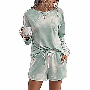 PRETTYGARDEN Women’s Tie Dye Printed Pajamas Set Long Sleeve Tops with Shorts Lounge Set Casual Two-Piece Sleepwear Green