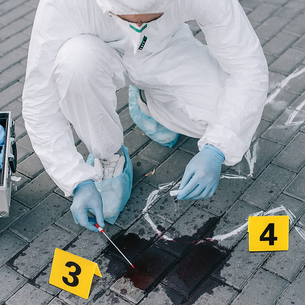 10 Pcs Evidence Markers Detective Scene Markers Decorations Number ID Tents for Clue Game Murder Theme Halloween Party Supplies, Yellow