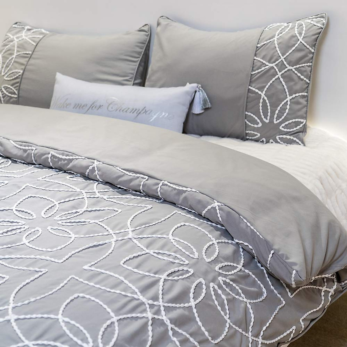 Duvet Cover 3 Piece Bedding Set Hotel Collection- King Size Gray White Rope Embroidered Ultra Soft Brushed Microfiber Comforter Cover with Zipper Closure and 2 Pillow Shams (Rope Embroidered, King)