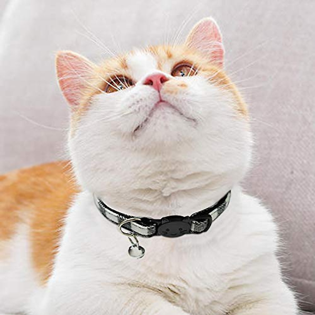 MJIYA Cat Collar with Bell, Breakaway Grid Collar with Plastic Buckle, Light Adjustable, Nylon, Kitty Collars (Black, M)
