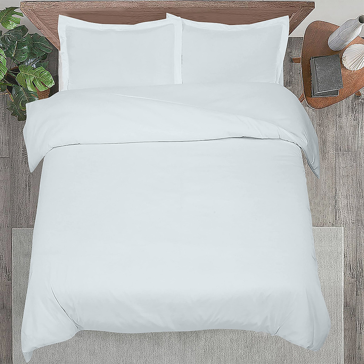 ROYALE LINENS White Duvet Cover Queen Size - 3 Piece Bedding Comforter Covers - Zipper Closure - 1 Queen Duvet Cover 90x90 inches and 2 Pillow Shams - No Comforter Included