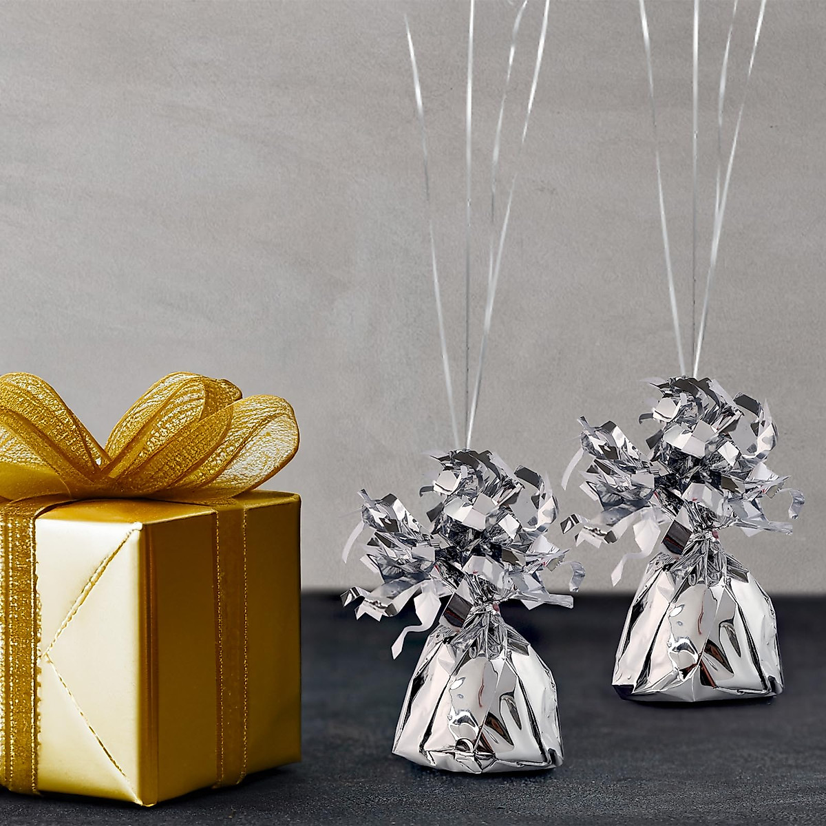 UNIQOOO 12Pcs Metallic Silver Heavy Solid Balloon Weights Pack Holder, Table Centerpiece DIY Décor for Christmas Thanksgiving Birthday Party Favors Wedding Baby Shower, Large 5 OZ 140 G. 5.5 Inch