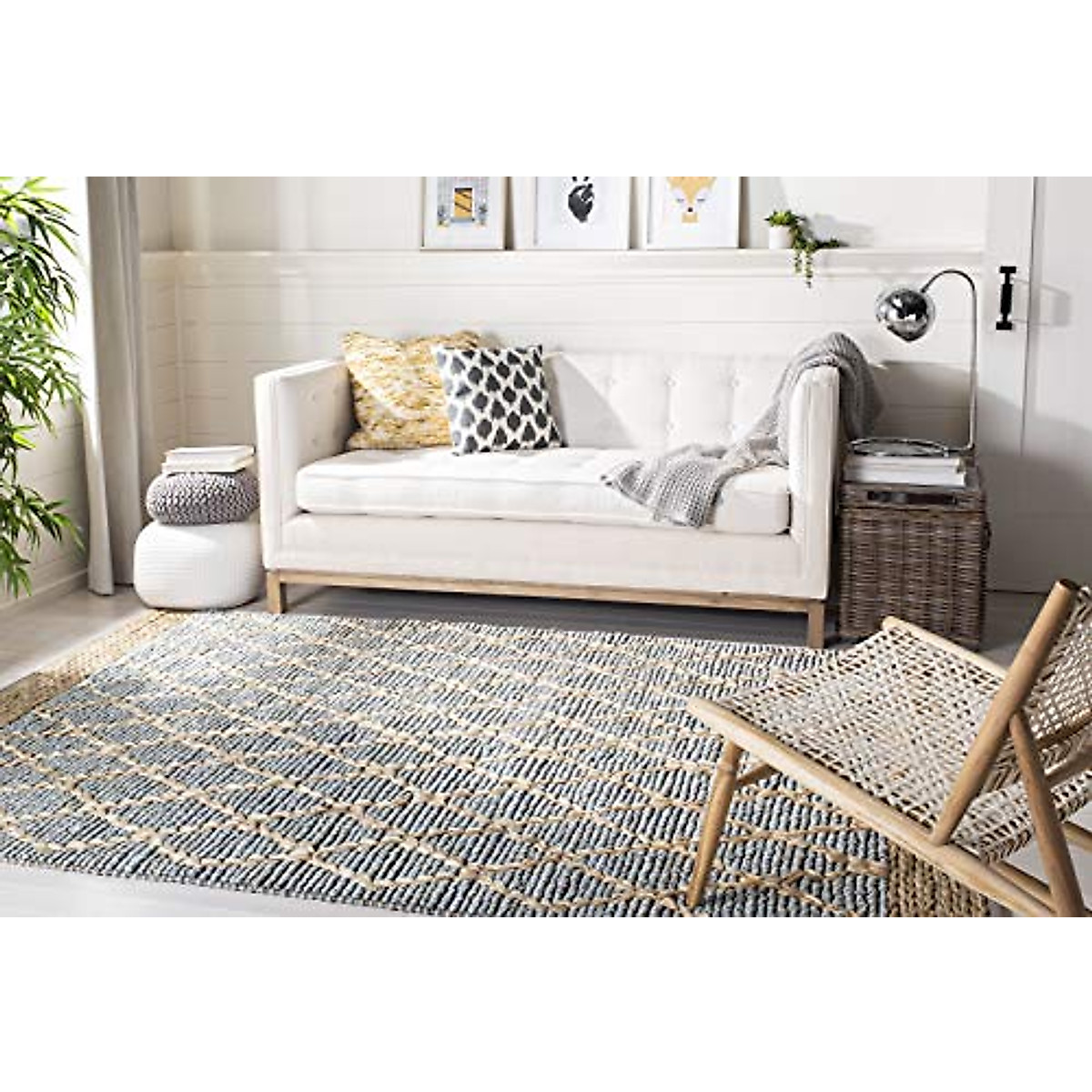 SAFAVIEH Natural Fiber Collection 5' x 8' Light Blue NF951L Handmade Boho Moroccan Trellis Jute Area Rug
