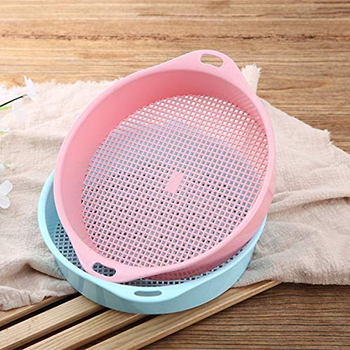 Yardwe Garden Sieve，4PCS Plastic Mesh Soil Sieve Mesh Screen with Handle, Sifting Pan for Home Plant Gardening Round Shaped(Blue)