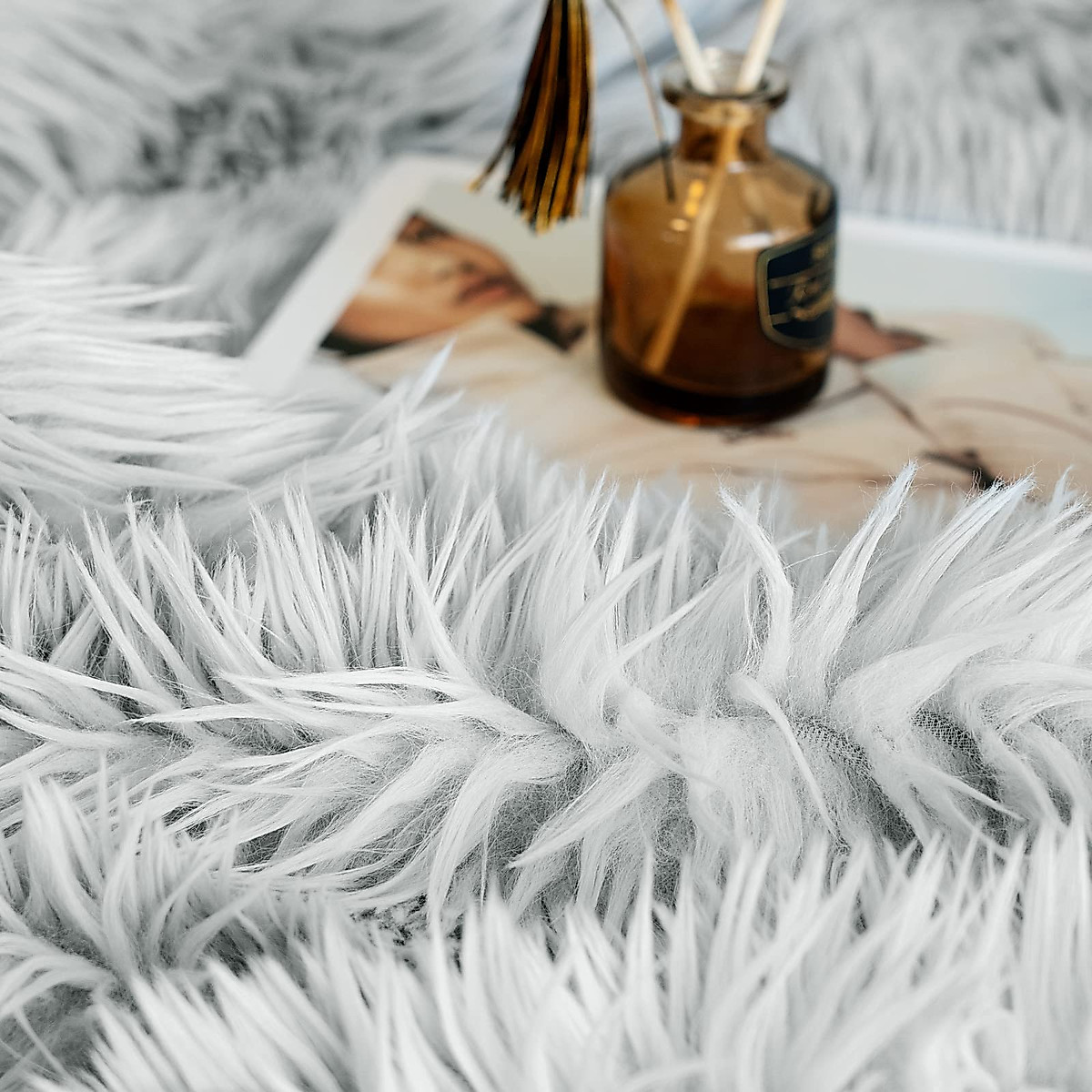 JONIYEAR Decorative 2.8" Long Hair Soft Fuzzy Faux Fur Throw Blanket 50" x 60",Luxury Reversible Fluffy Blankets for Couch Sofa Chair,Lightweight Accent Cozy Plush Thick Warm Shaggy Furry Blanket,Grey