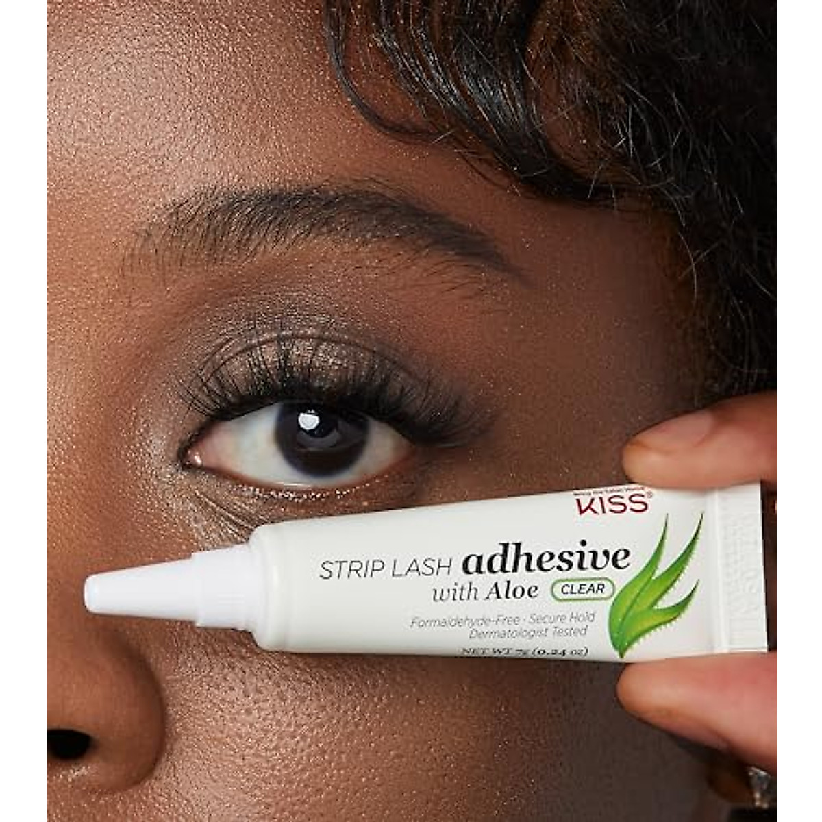KISS Ever Ez Lashes, Lash Glue, EverEz Aloe Vera Strip Lash Adhesive, Clear, Includes Lash Adhesive, Long Lasting Wear, Can Be Used with Strip Lashes and Lash Clusters