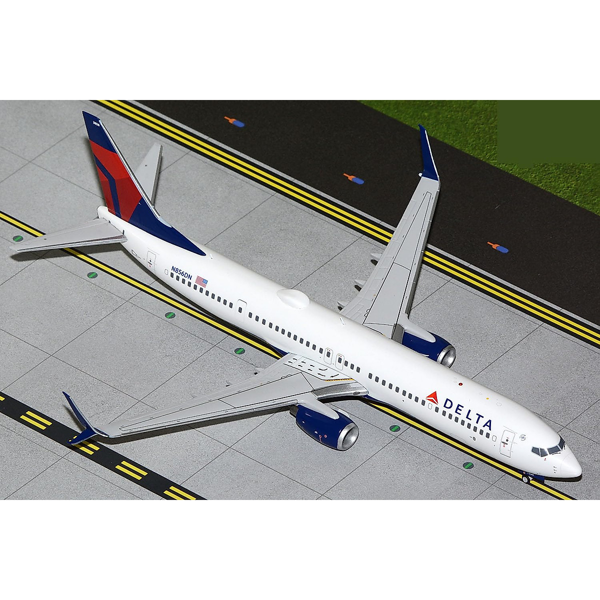 GeminiJets G2DAL1115 Delta Air Lines Boeing 737-900ER N856DN; Scale 1:200