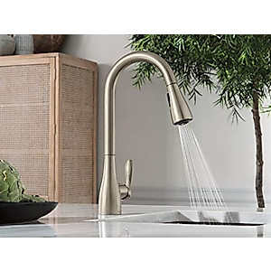 Moen Georgene Spot Resist Stainless 1-Handle Deck Mount Pull-Down Handle/Lever Commercial/Residential Kitchen Faucet (Deck Plate Included)