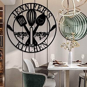 Personalized Metal Name Signs for Kitchen, Custom Family Last Name for Home Decor, Metal Wall Art, Customize Kitchen Plaque Decor for Dining Room, Gifts for Mom, Mother's Gift