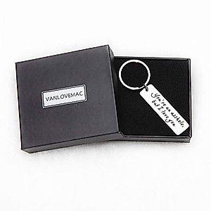 Best Christmas Funny Couples Keychain Gifts for Man Boyfriend Girlfriend Husband Wife Fiance Bridegroom You’re An Assh*le But I Love You Birthday Anniversary Wedding Valentines Day