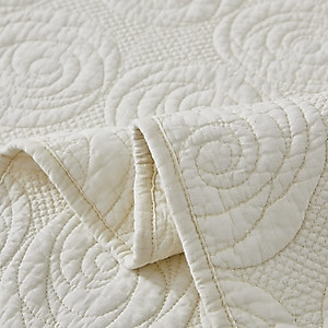 Brandream Cream White Quilt Set King Size Cotton Romantic Cream White Rose Matelasse Bedding Lightweight Quilted Comforter Set 3-Piece