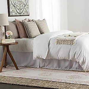 Jaipur Living Fables Collection 5' x 7'6" Small Area Rug with Medallion Design and Scrolling Border, Soft Power-Loomed Bohemian Rug for Bedrooms and Living Rooms, Pink/White