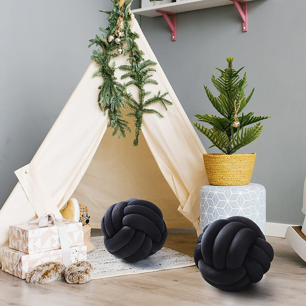 Namalu 2 Pieces Knot Ball Pillows Round Plush Aesthetic Cushion Pillows Soft Stress Relieving Cute Decorative Knotted Pillows for Kids Bed Sofa Bedroom Decor (Black, 7.87 Inches)