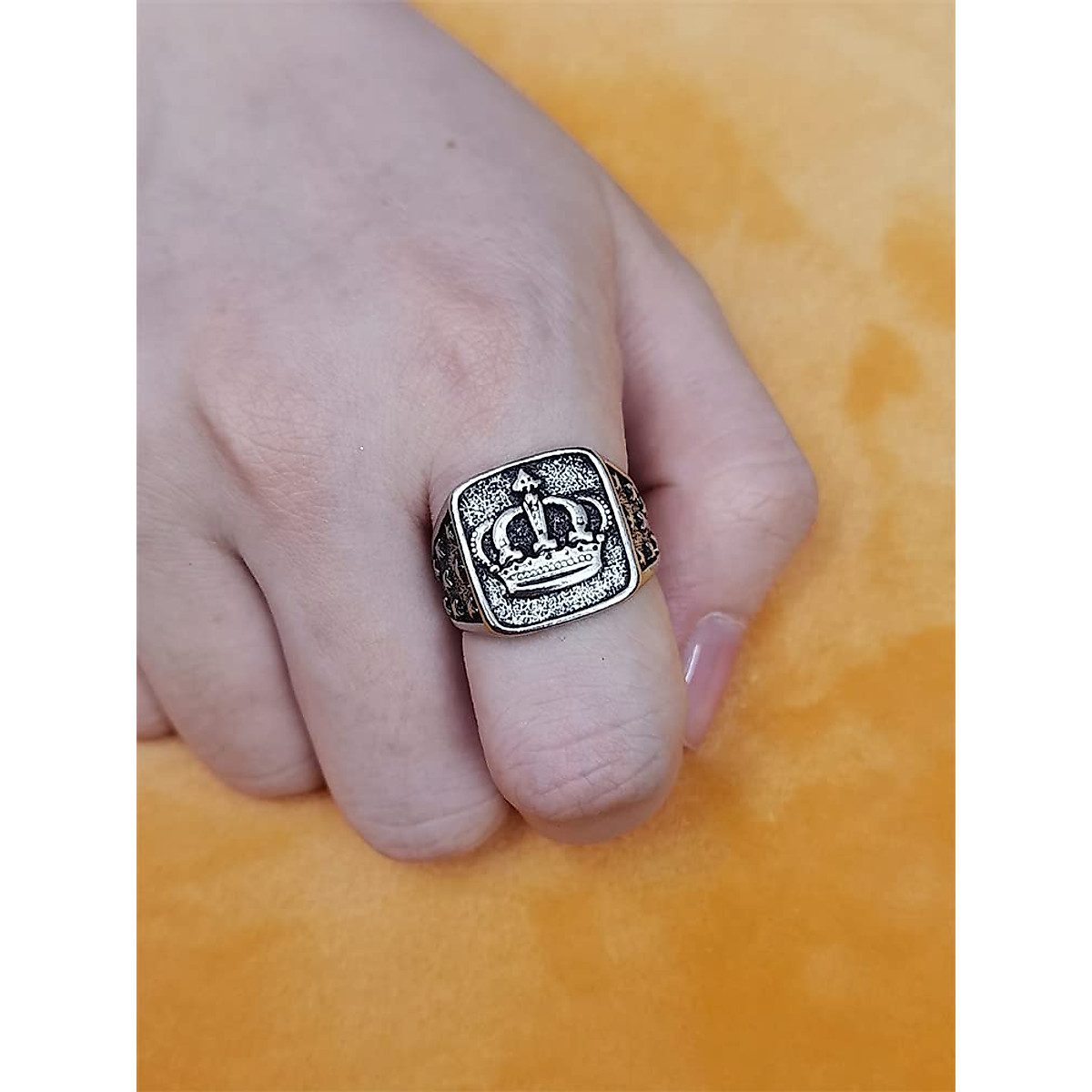 Unisex King Princess Crown Signet Statement Ring for Women Men Silver Plated Square Wide Band Finger Rings Cross Star Engraved Comfort Fit Personalized Jewelry Gifts for Father Brother Sister Size 9