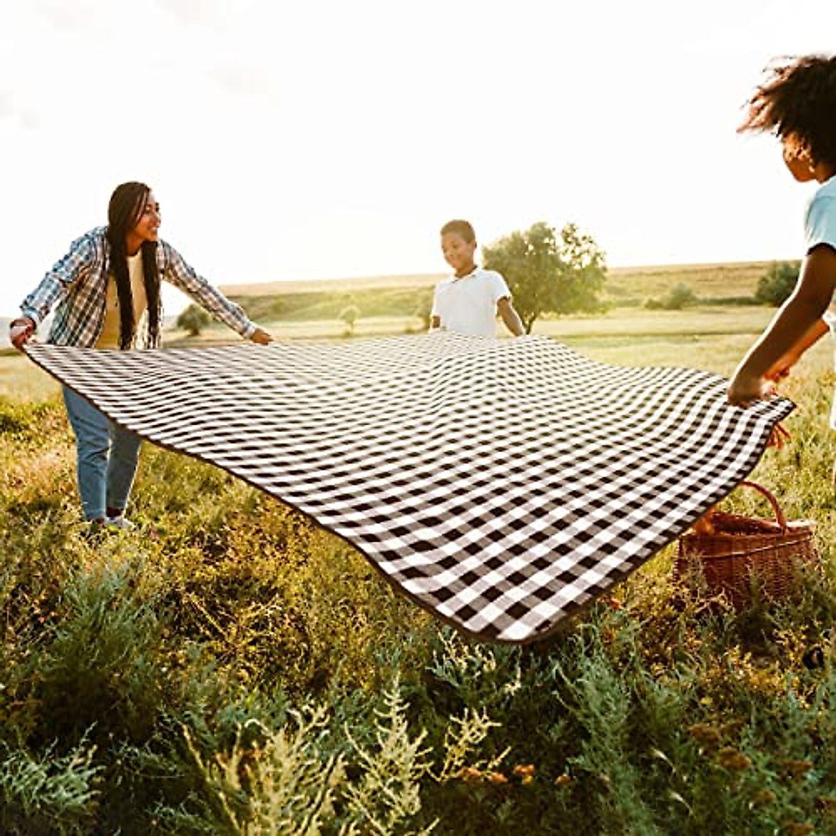 Picnic Blankets Waterproof Foldable, Large Beach Blanket, Waterproof Picnic Blanket, Durable and Versatile Picnic Mat with Leather Handle & Sling, Outdoor Blanket with PEVA Backing Layer