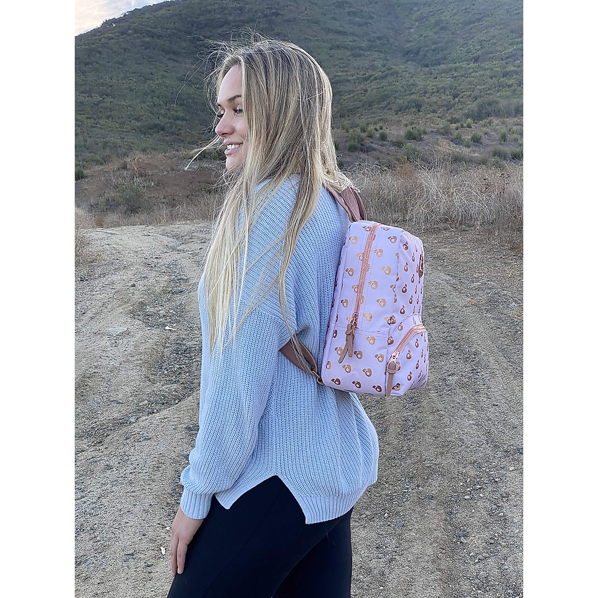 Controller Gear Special Edition Animal Crossing: New Horizons Switch Mini Backpack - Rose Gold Island - Nintendo Switch