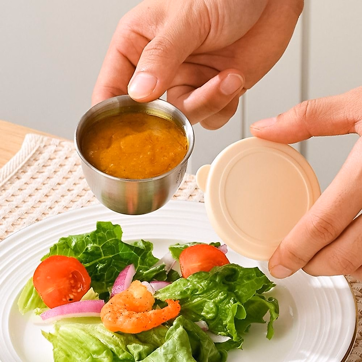 generic Stainless Steel Salad Dressing Container with Lid, Condiment Containers Leakproof and Reusable Small Containers for amping Kitchen(beige), AM0X3R0MW0FUS