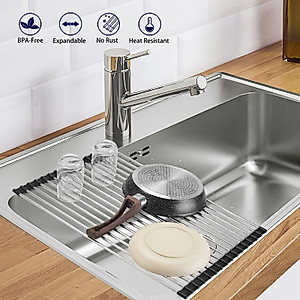 CLNGAI Roll Up Dish Drying Rack, Expandable Over The Sink Dish Drainer,Stainless Steel Kitchen Rolling Sink Rack Space Saving Sink Mat, Length Up to 22.3" (Black, Expandable)