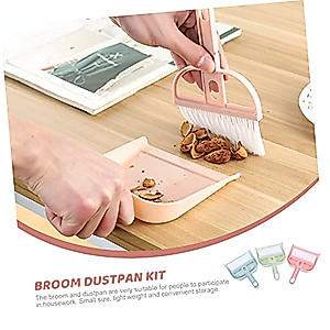 Gogogmee 6 Sets Pet Broom Tiny Keyboard Tiny Dustpan and Brush Desktop Cleaning Broom Household Brooms Desktop Cleaning Tools Mini Broom and Dustpan Cage Cleaner Household Cleaning Brush Pp