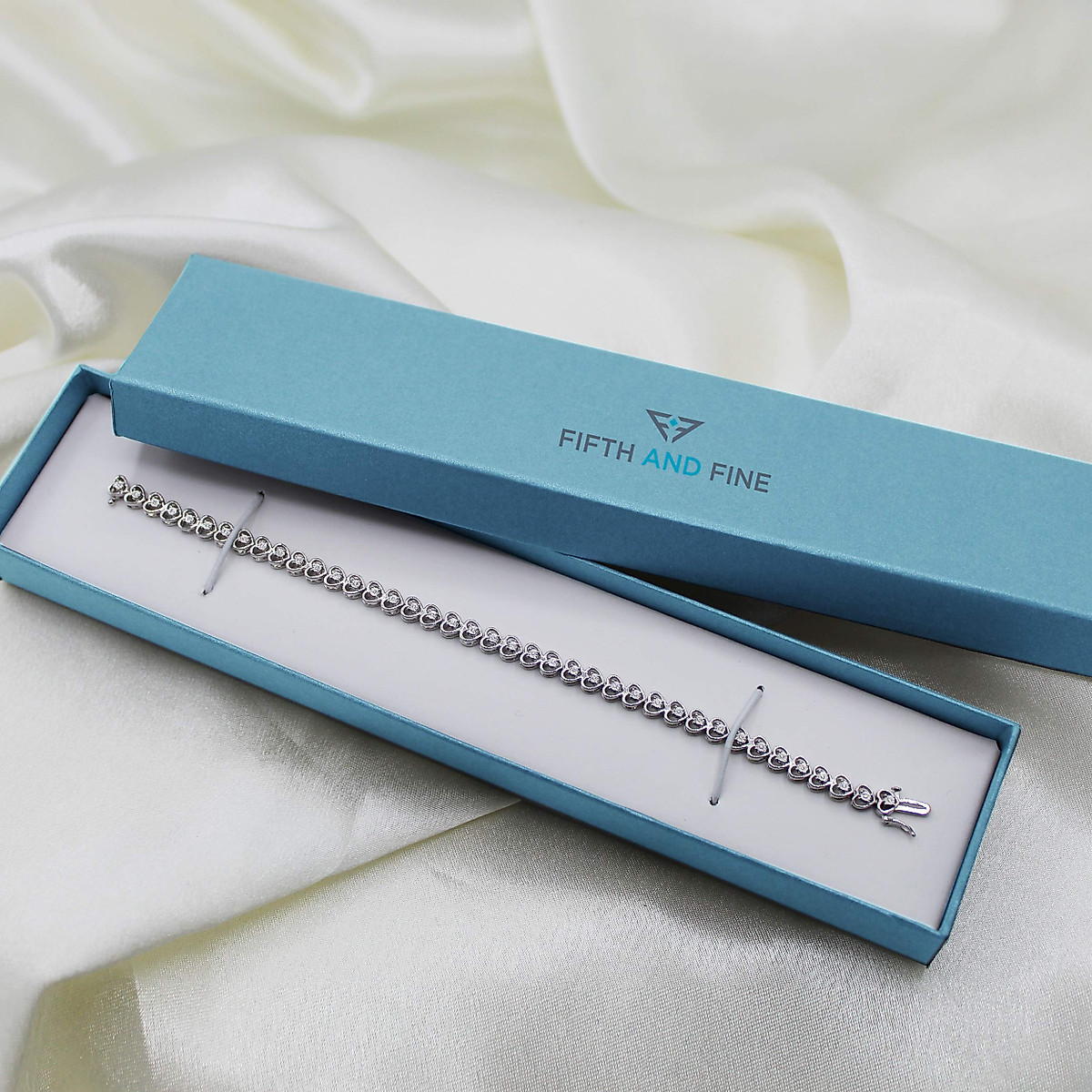 Fifth and Fine 1/8 Carat tw Natural Diamond Heart Tennis Bracelet in 925 Sterling Silver