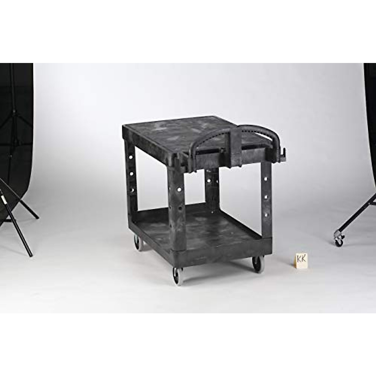 Rubbermaid Commercial Products 2-Shelf Utility/Service Cart, Medium, Flat Shelves, Ergonomic Handle, 500 lbs. Capacity, for Warehouse/Garage/Cleaning/Manufacturing (FG452500BLA)