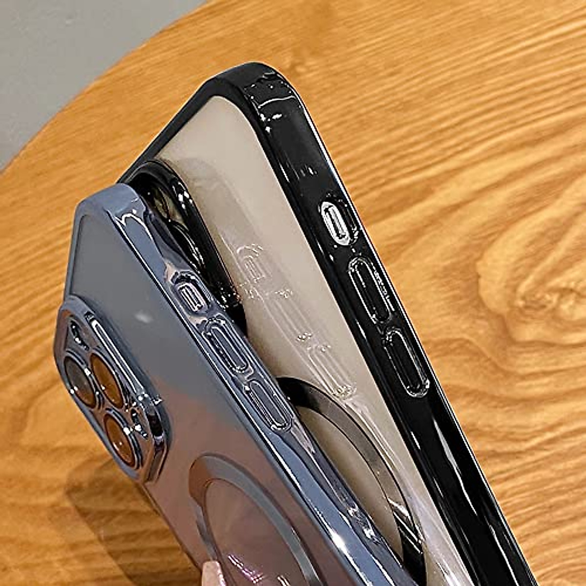 Spevert Magnetic Clear Case for iPhone 14 Pro with Camera Lens Protector Full Protection Case Compatible with MagSafe Elegant Anti-Scratch Case Cover 6.1 Inch - Gold (Gold)