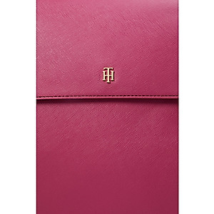 Tommy Hilfiger Beth II Flap Backpack Saffiano PVC Italian Wine One Size