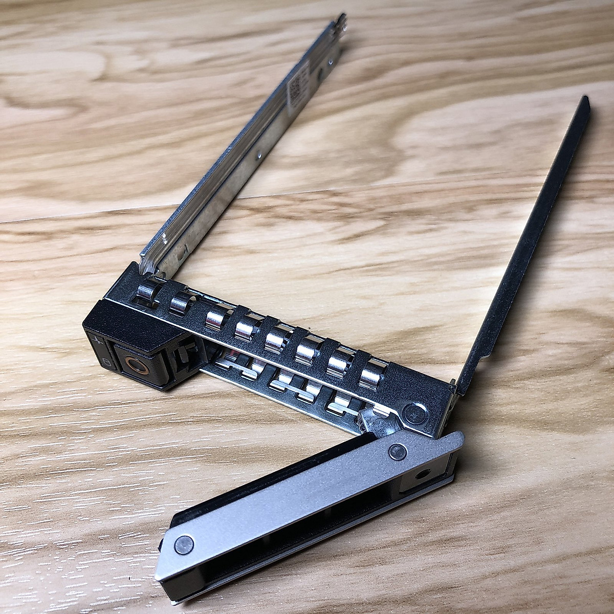 2.5" DXD9H SSD SAS SATA NVMe Hard Drive Caddy for 14th Gen R440 R640 R740 R740xd R940 R6415 R7415 R7425 Dell PowerEdge Servers Hot Swap Bracket