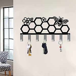 INFUNLY Key Holder for Wall Hive and Bees Pattern Wall Mounted Hooks Decorative Black Metal Organizer Rack with 7 Hooks for Bag Clothes Key Hanging Wall Decoration Bee with Honeycomb Art Wall Decor
