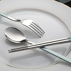 DEVICO Travel Utensils, 18/8 Stainless Steel 4pcs Cutlery Set Portable Camp Reusable Flatware Silverware, Include Fork Spoon Chopsticks with Case (Green)