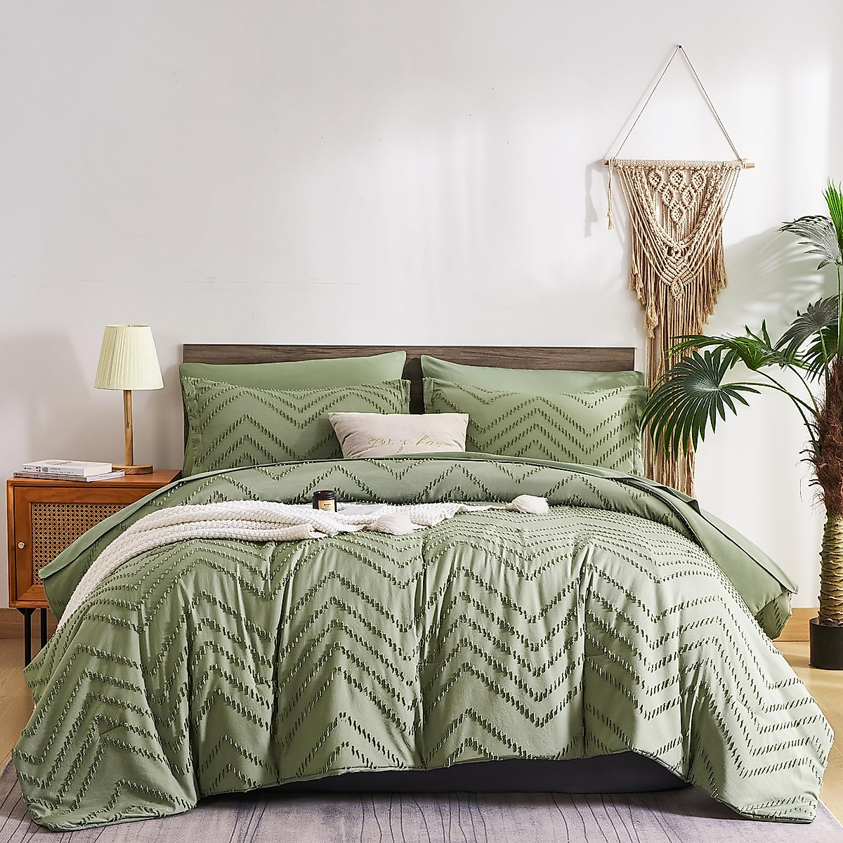 FLYMME Sage Green Queen Comforter Set with Sheets,Tufted Bed in a Bag 7 Pieces, Chevron Boho Shabby Chic Farmhouse Bedding Set,Soft Microfiber Comforter for ALL Season（Sage Green,90”*90”）
