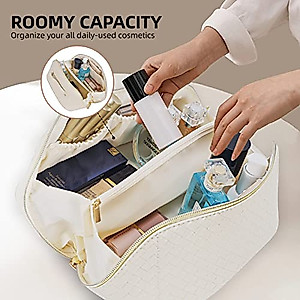 Travel Makeup Bag Large Capacity Travel Cosmetic Bags for Women Waterproof Lay Flat Leather Makeup Bag with Divider and Handle Makeup Organizer Bags Travelling Cosmetic Pouch Skincare Bag,White