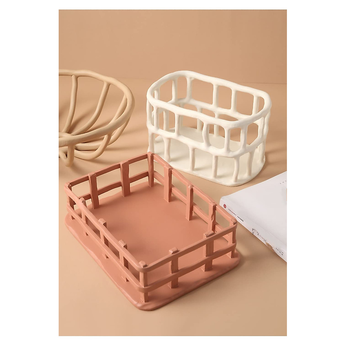 AVEEWA Nordic Resin Hollow Fruit Basket Living Room Coffee Table Creative Home Decoration Hotel and homestay Storage Decoration-C