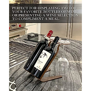di prima usa Countertop Wine Rack Metal Wine Rack for Table – Small Wine Rack for Tabletop Décor – Wine Rack Holder for 2 Glasses & 2 Bottles - Corten/Chestnut