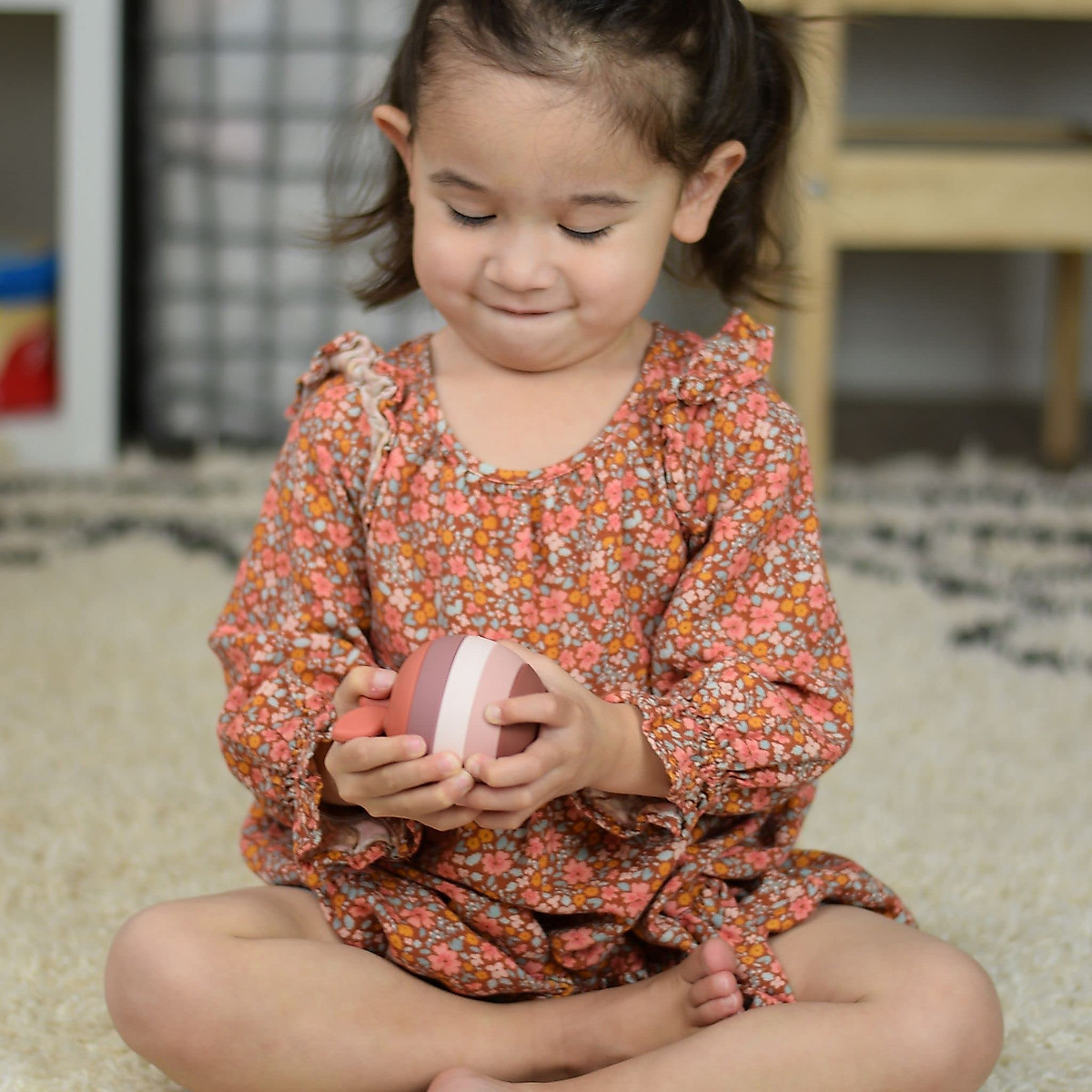 Rosie Bee Silicone Apple Stacker Toy for Kids, Toddlers, Babies - Baby Teether Toys, Stacking, Nesting, Sorting, Puzzle, Blocks, Travel, Bath, Sensory, Gift, Educational, Montessori