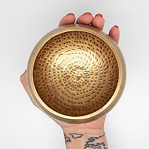 Cadushki Tibetan Singing Bowl Set: 2 Sound Bowls 4.5 inches & 3.3 inches, a Mallet, 2 Cushions and a Nepal Cloth Bag. Meditation Singing Bowl is Suitable for Meditation, Yoga, Healing and Silent Mind