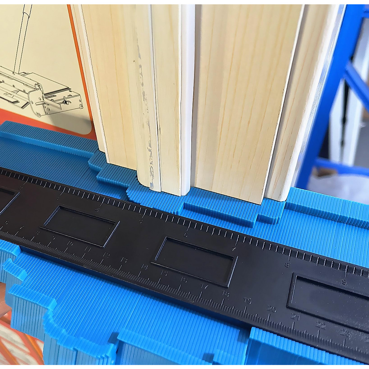 MantisTol 13" Pro Vinyl floor cutter with 13" HSS Replacement Blade; 3 pcs slotting blades (0.5inch, 1inch, 1.3inch) and 10 inch Contour Gauge