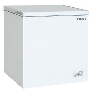 RCA RFRF472 RFRF470-AMZ, 7.0 cu. ft. Chest Deep Freezer, White, 7.1 Cubic Foot