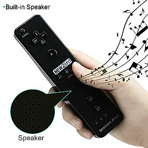 Built-in Motion Plus 2 in 1 Wireless Remote Controller Gamepad for Wii/Wii U, w/Silicone Case & Hand Strap (Red)