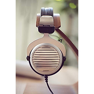 beyerdynamic DT 990 Edition 32 Ohm Over-Ear-Stereo Headphones. Open design, wired, high-end, for tablet and smartphone