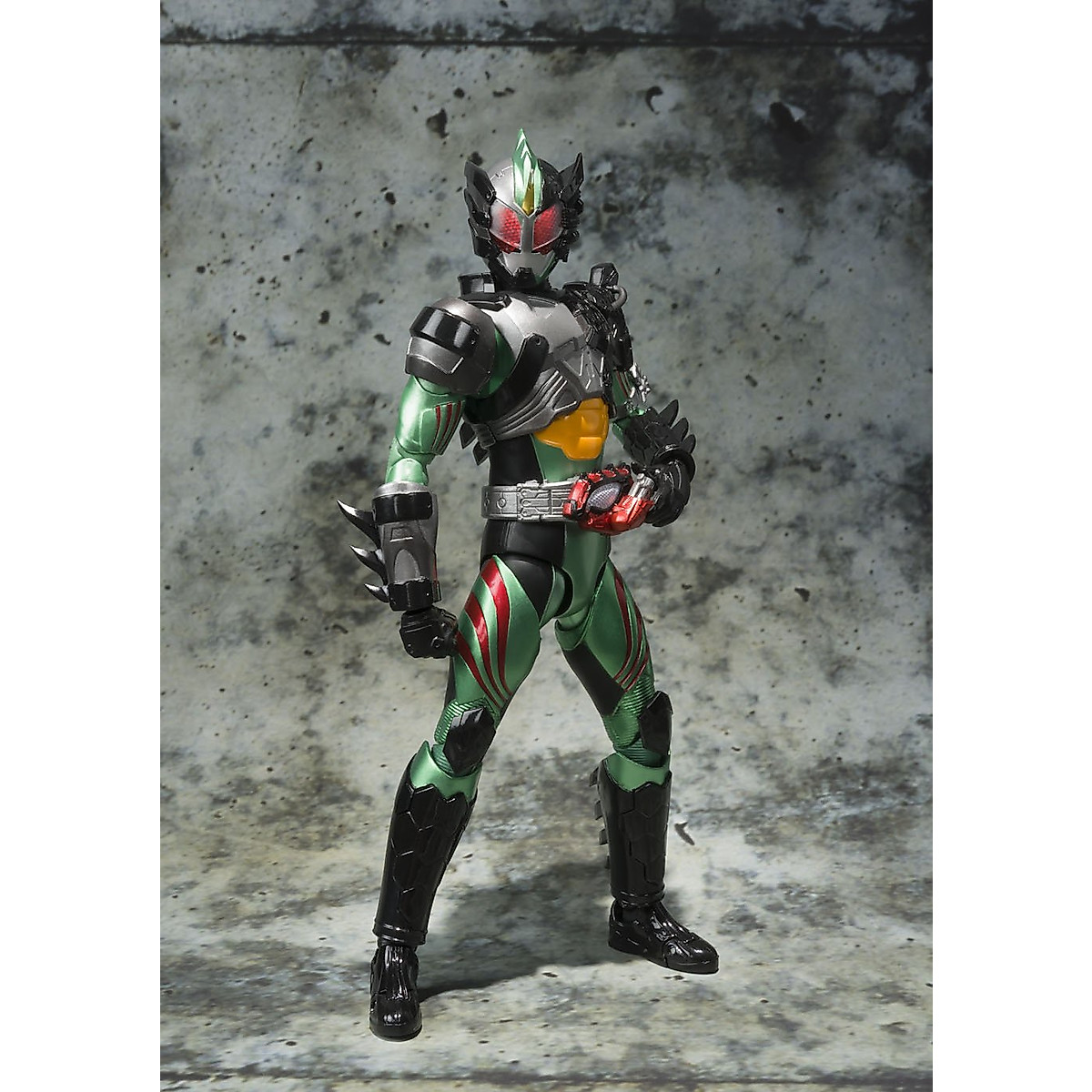 S.H. Figuarts Kamen Rider Amazons New Omega Amazon Exclusive Version, Approx. 5.7 inches (145 mm), ABS & PVC Pre-Painted Action Figure